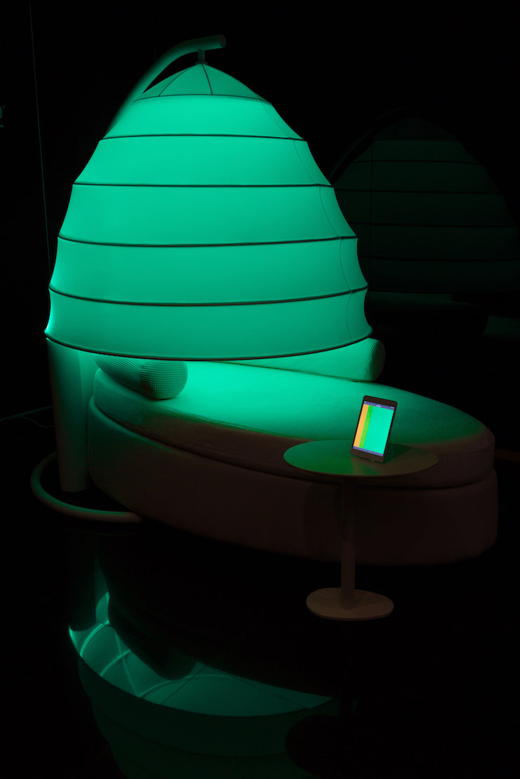 Chromotherapy device for new colour experience | L+W Design Research