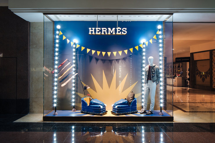Hermès: design the window displays of their boutiques in Singapore